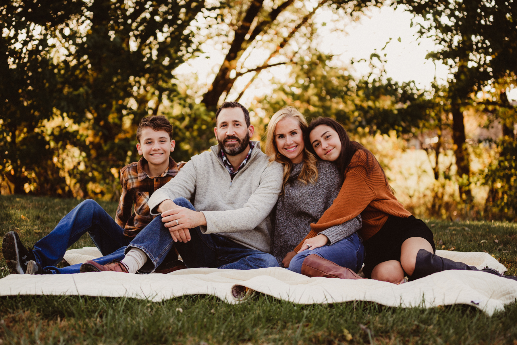 The Hedrick Family – Fun Tinley Park Family Photo Session in GORGEOUS ...